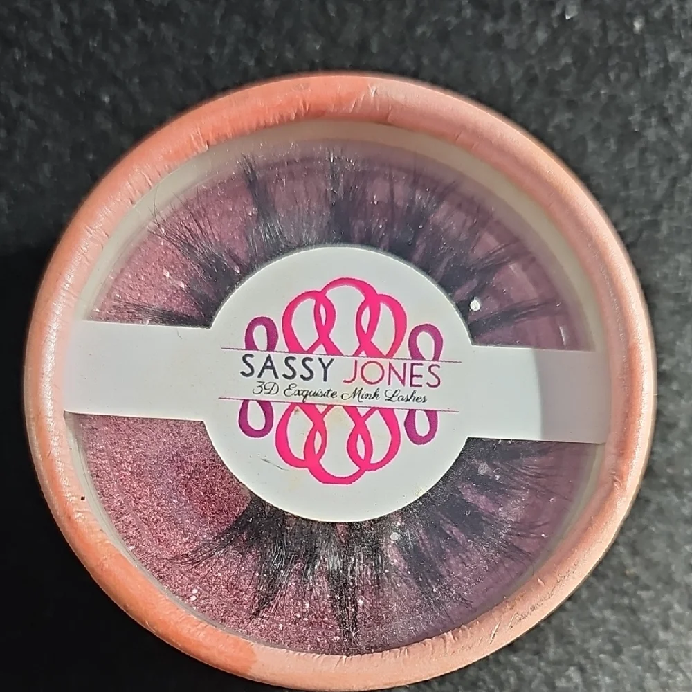 Sassy Jones | Makeup | Sassy Jones Eyelash Set Jada | Poshmark